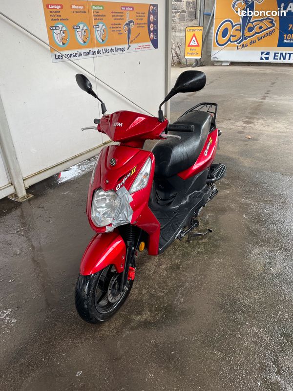 Scooter sym orbite 2 tout propre - Motos