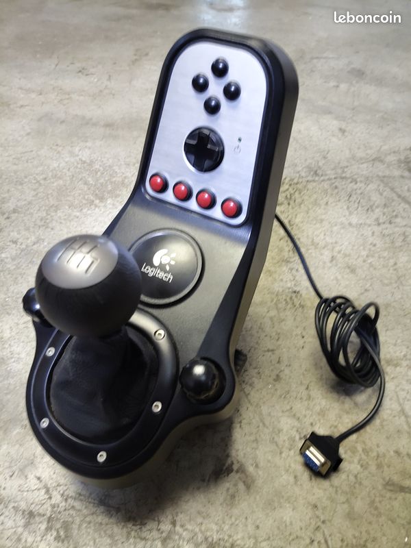 Boite de vitesse Logitech G27 - Consoles