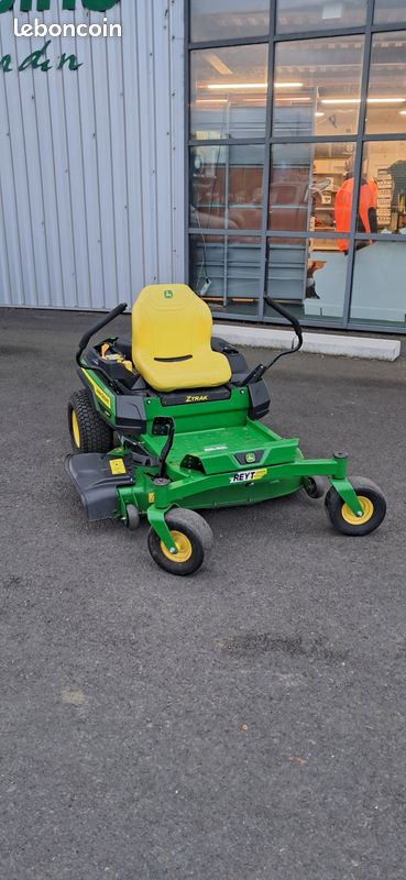 Z315 E John Deere - Tracteurs
