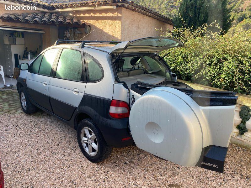 Beau Renault Scenic 4x4 TBE 160020 kms - Voitures