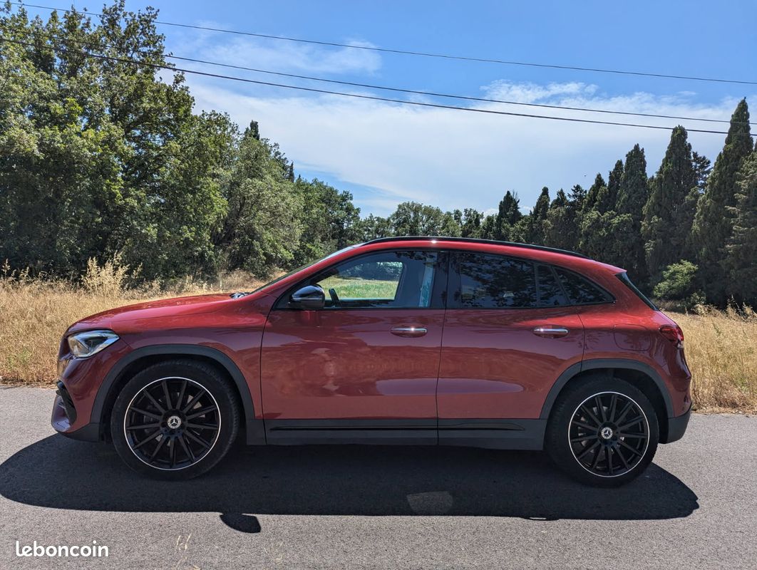 Mercedes GLA 220 d 4 Matic AMG Line - Voitures