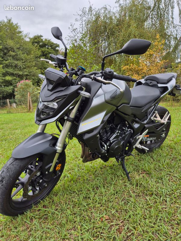 Honda cb 750 hornet A2 - Motos