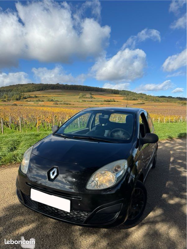 Renault Twingo II 1.2 75CH - Voitures
