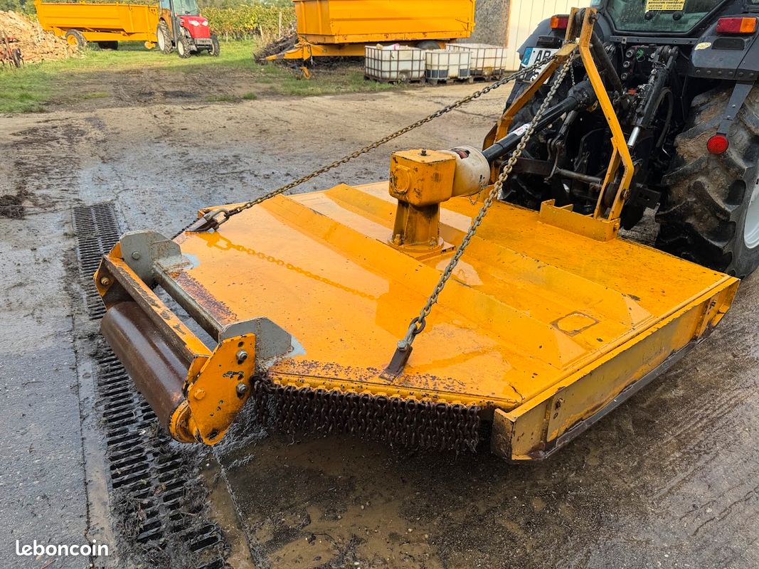 Gyrobroyeur GIMBRE largeur 2 M - Matériel agricole