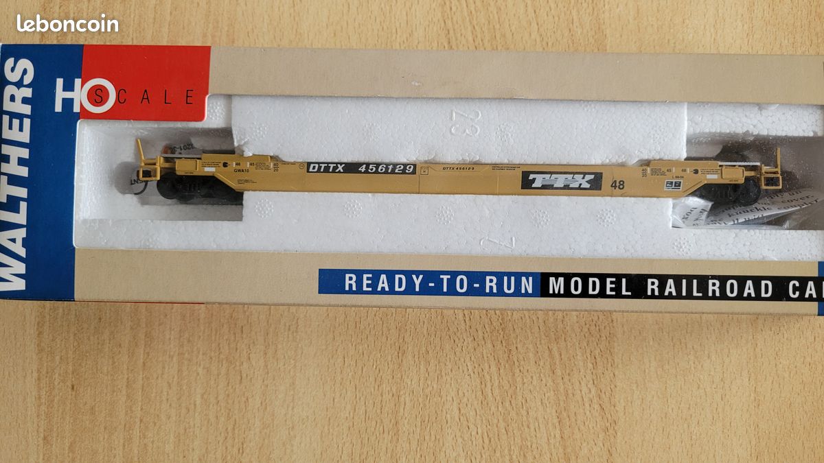 Walthers HO Wagon porte container Réf 932 4305 - Modélisme