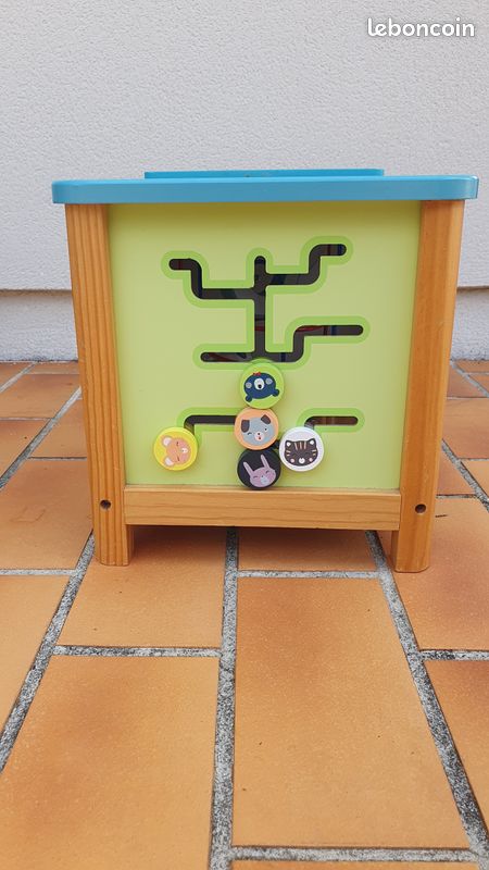 Grand cube d'activités Vert Baudet en bois FSC® - Jeux & Jouets
