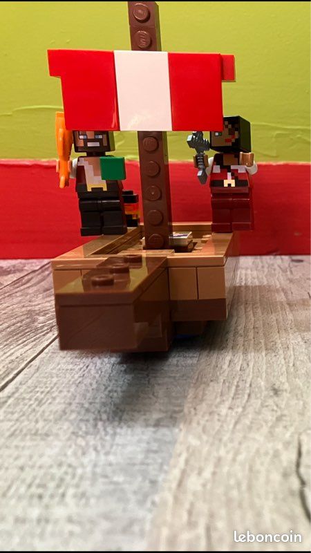 Le voyage du bateau pirate lego minecraft - Jeux & Jouets
