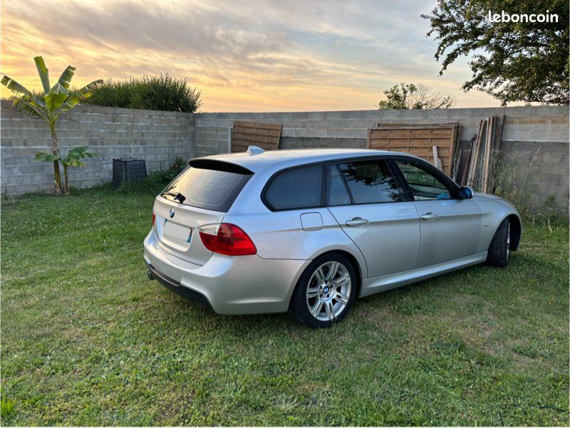 BMW 330d e91 pack M - Voitures