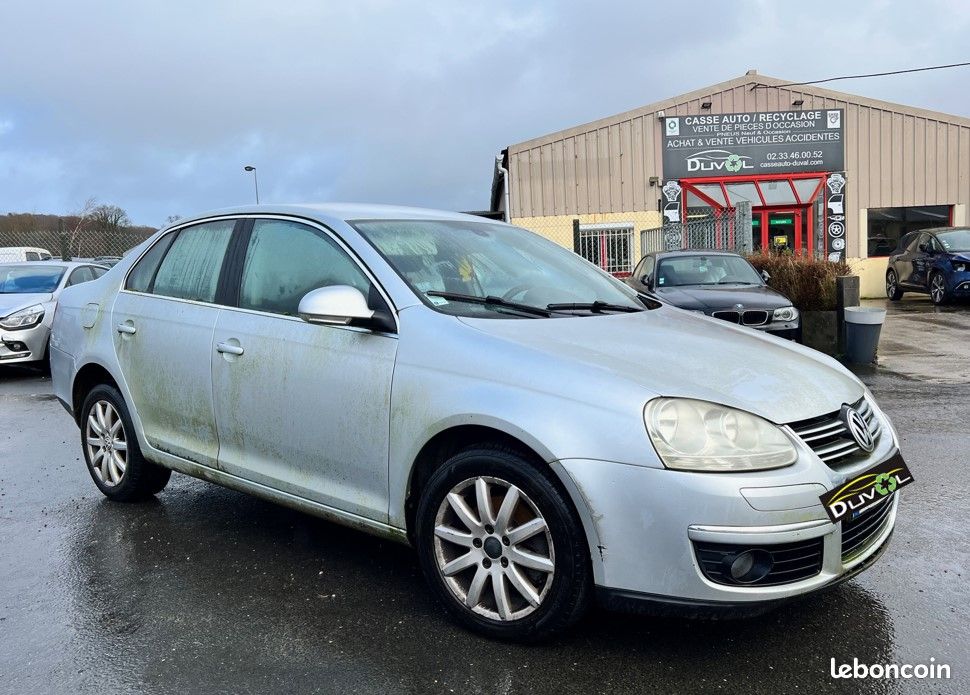 Toutes pièces VOLKSWAGEN JETTA III (1K) - 2.0TDI 136cv - Équipement auto