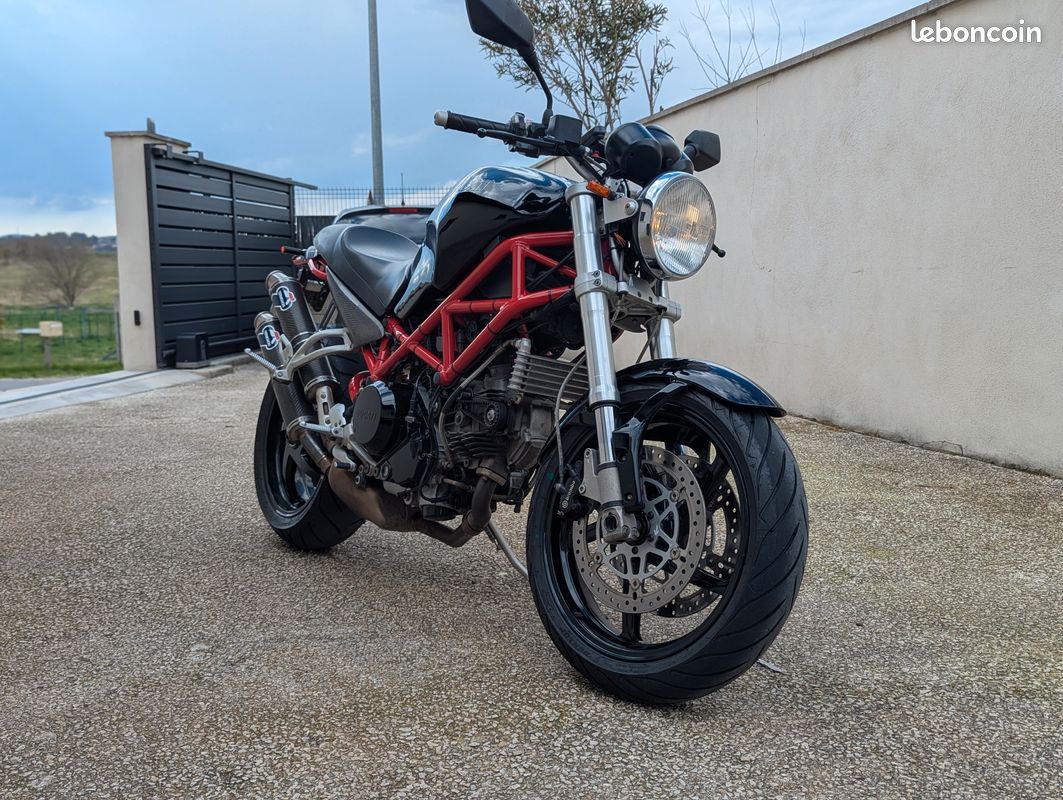 Ducati Monster S2R 800 - Motos