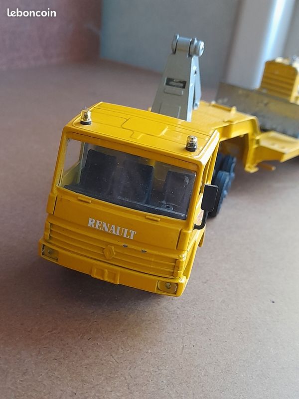 Camion miniature porte engin - Collection
