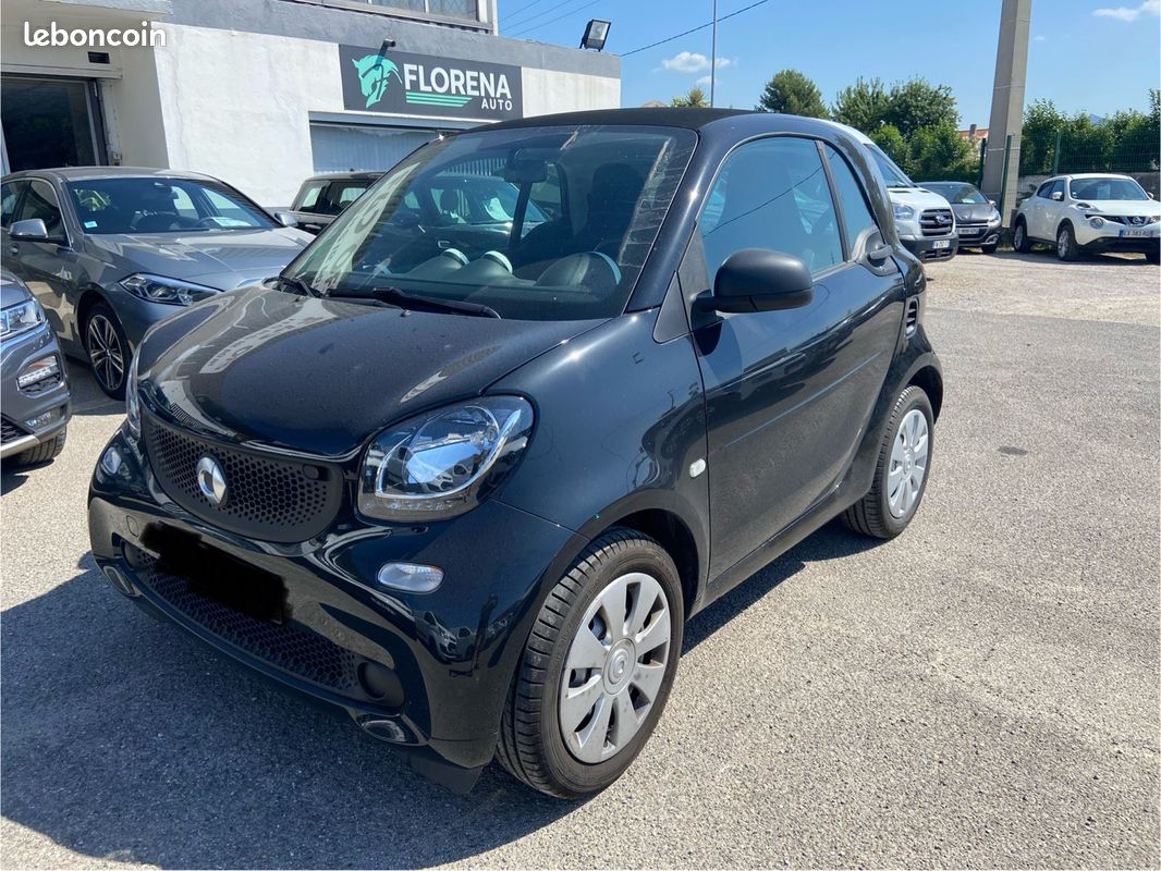 SMART FOR2 71cv 2400 kms bv Meca 8900 - Voitures