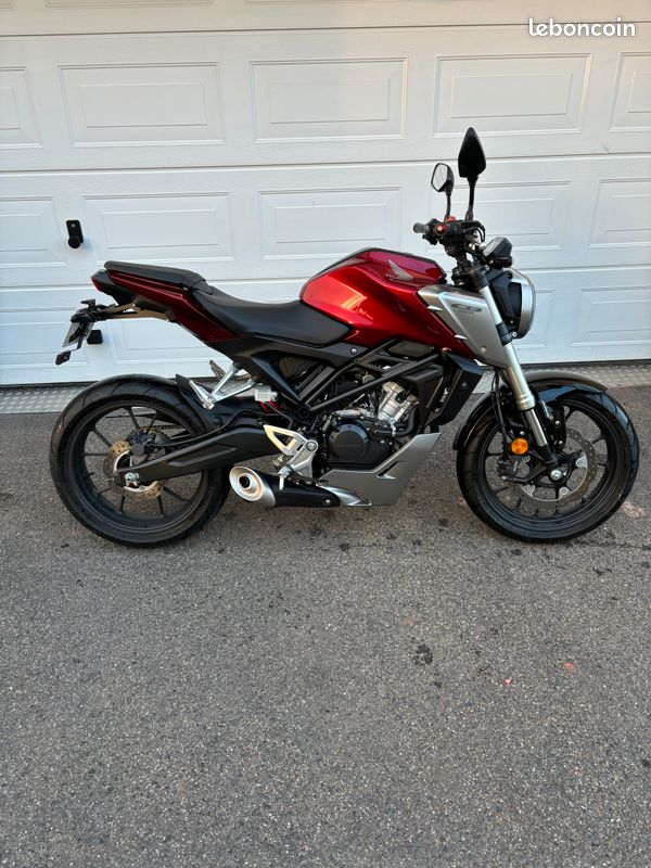 Honda CB125R - Motos