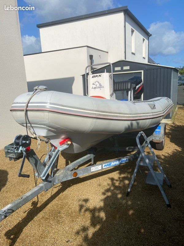 Semi Rigide Valliant 450 60CV - Nautisme