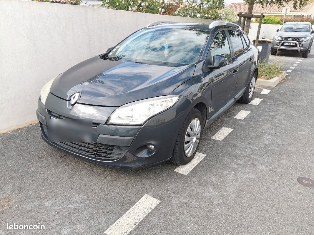 Megane 3 estate break - Voitures