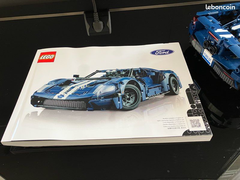 LEGO Technic 42154 Ford GT 2022 vendu monté - se cferer à mon annonce ...