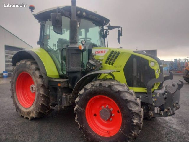 Claas ARION 530 - Tracteurs
