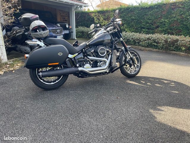 Harley Softail Sportglide 1745 - Stage 1 - Motos
