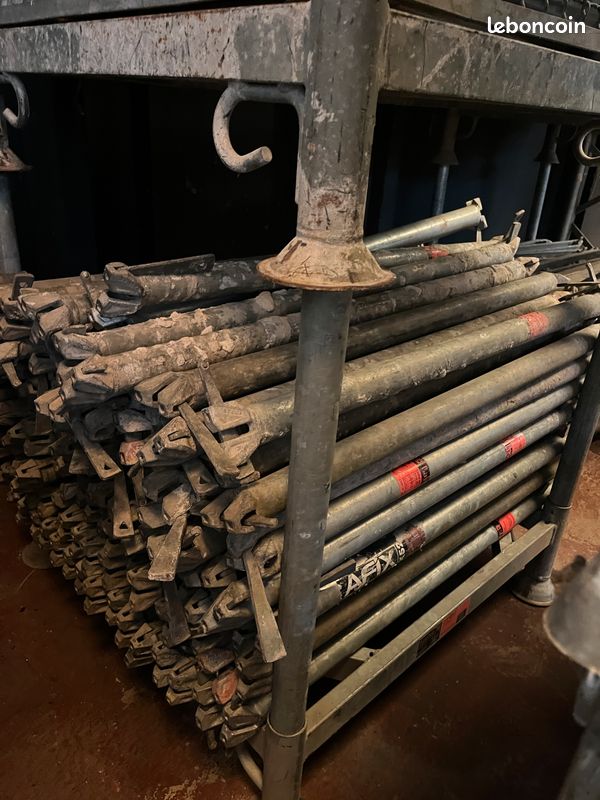 Echafaudage LAYHER UNIVERSEL pour maçon de 70m² occasion - BTP ...