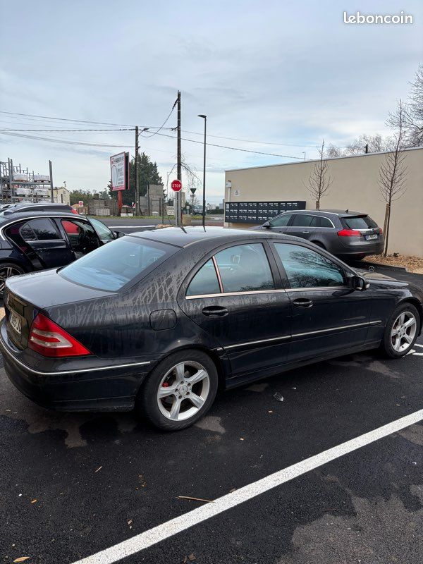 Mercedes-Benz c200 diesel CT ok 207000km - Voitures