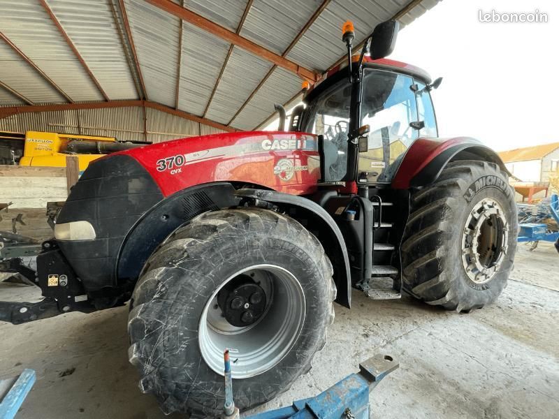 Case IH MAGNUM 370 - Tracteurs