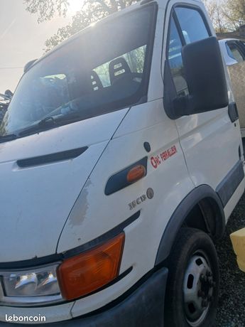 Camion nacelle d'occasion - Utilitaires - leboncoin