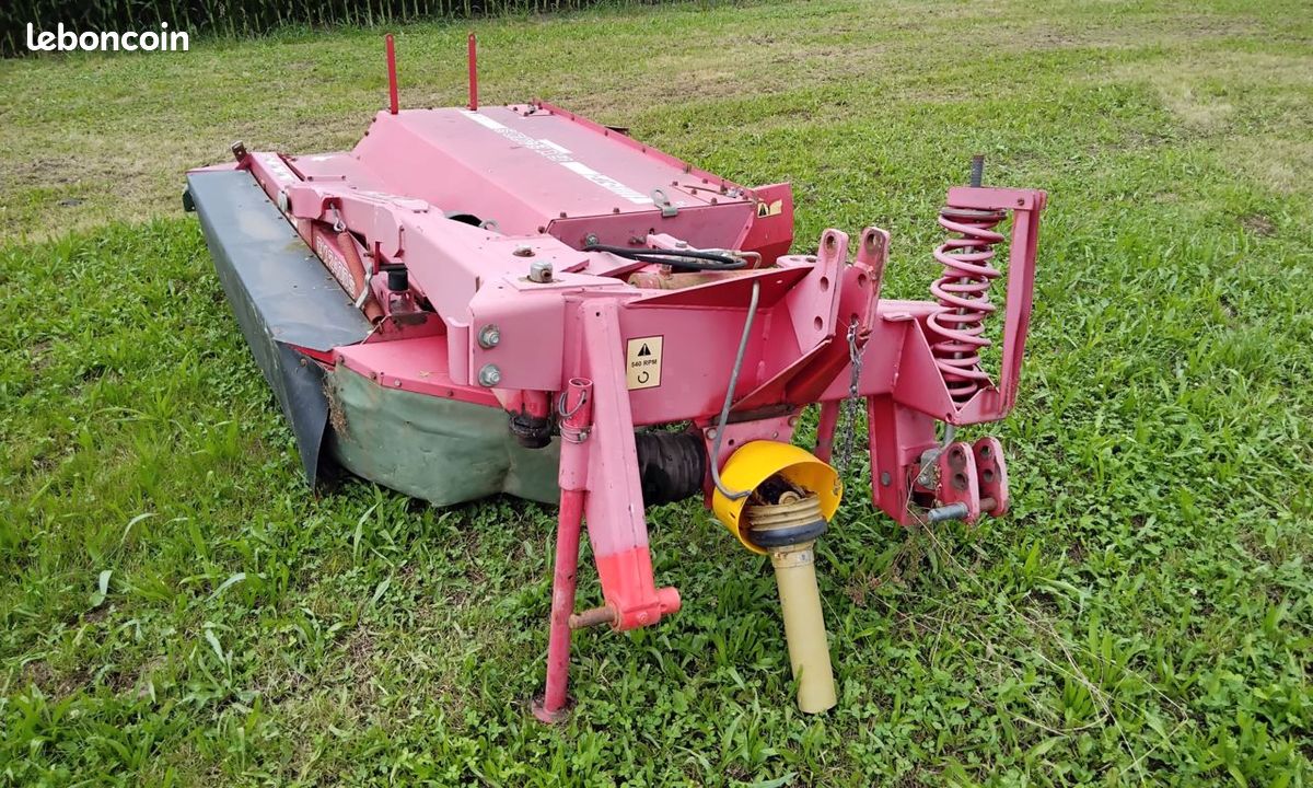 JF Stoll GX 2400 S - Matériel agricole