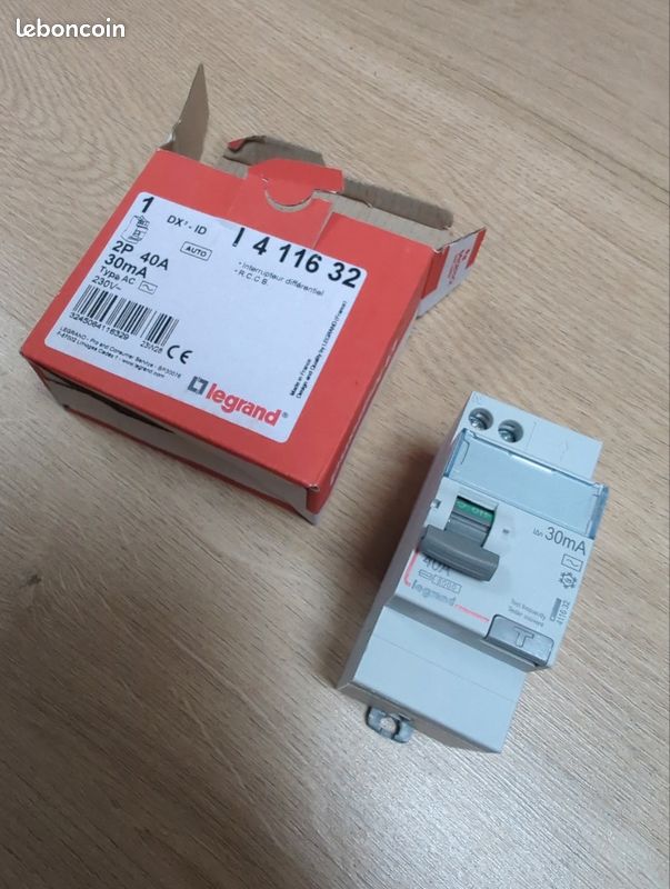 Interrupteur différentiel Legrand 411632 type AC 40A – NEUF sous ...