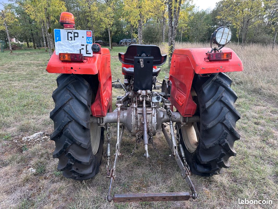 Massey Ferguson MF 140 Super - Tracteurs