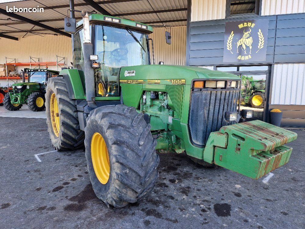 John Deere 8100 - Tracteurs