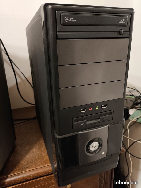 Tour de PC fixe sous Linux - Ordinateurs