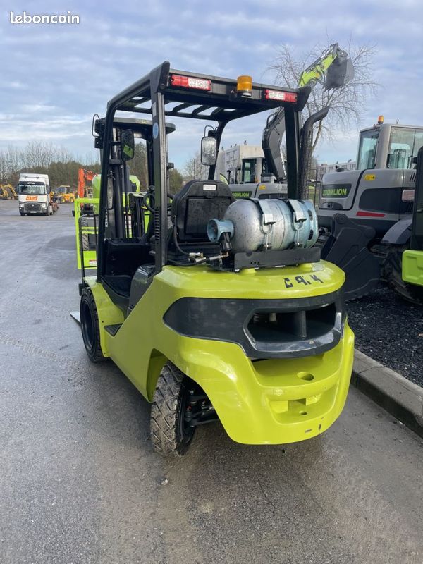 Clark S30L - Manutention - Levage