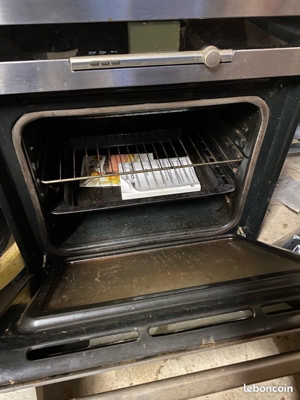 Four encastrable De Dietrich D490 - Électroménager