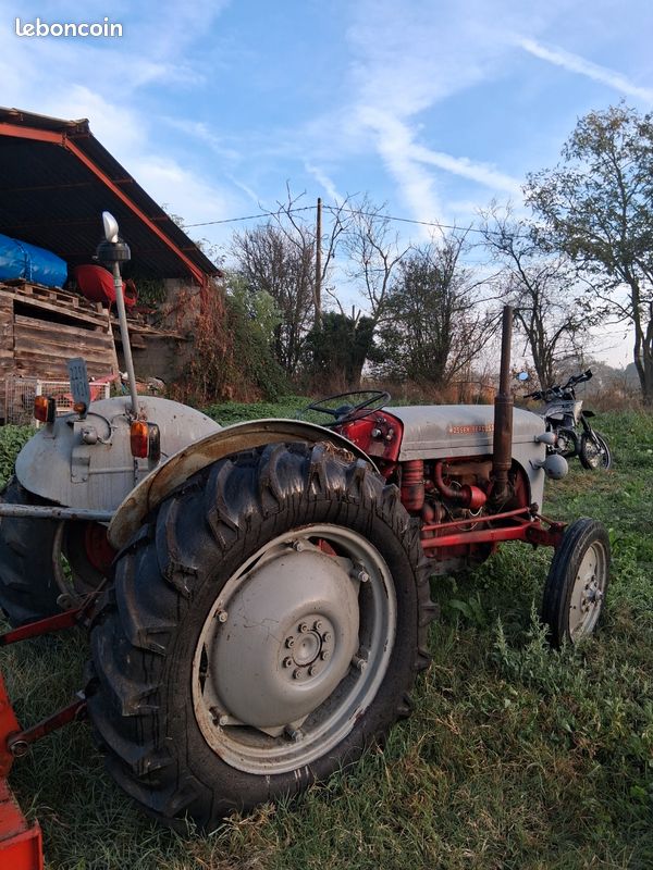 Tracteur massey ferguson 25 - Tracteurs