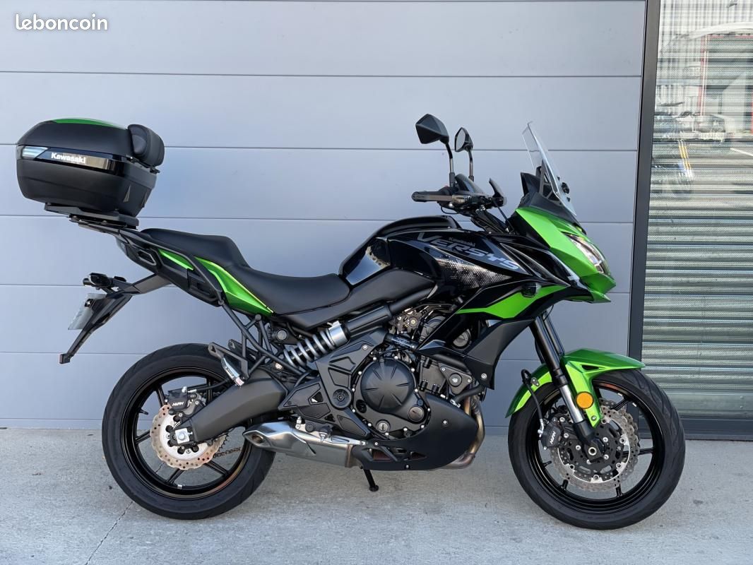 Kawasaki VERSYS 650 cm3 - Motos