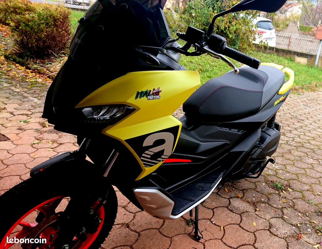 Scooter Aprilia 125 SR GT Sport neuf 500km - Motos