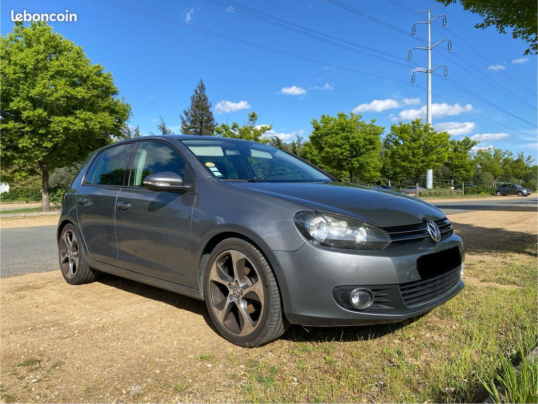Volkswagen Golf VI Confortline 2L TDI 110ch - Voitures