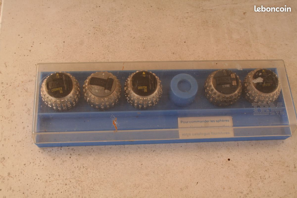 Coffret 5 boules ibm - Collection