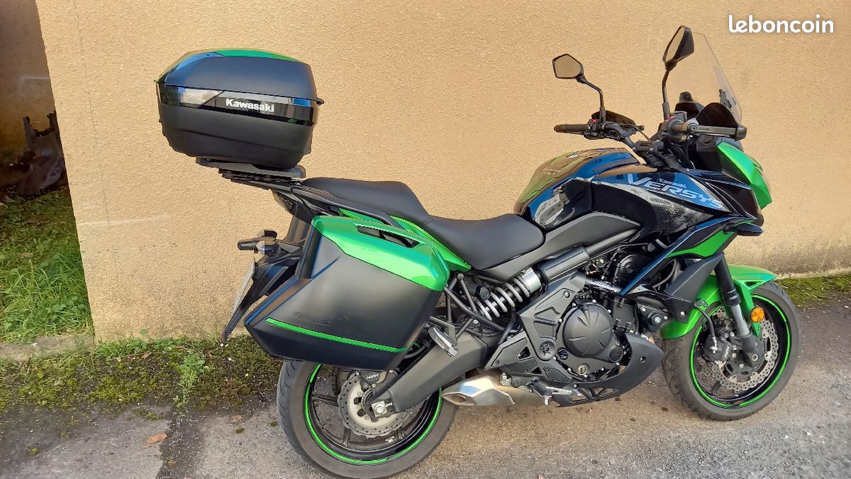 Kawasaki versys 650 - Motos