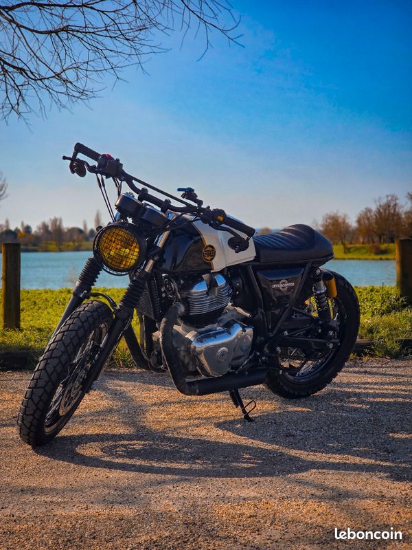 Royal Enfield Interceptor 650 Scrambler / Tracker - Motos
