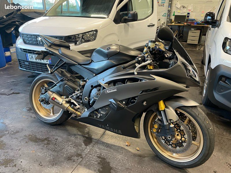 Yamaha r6 2015 - Motos