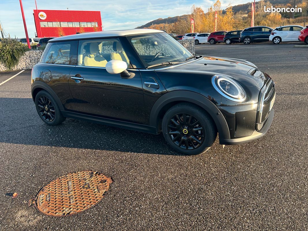 Mini mini iii (2) (f56) hatch cooper se 184 edition premium plus 32.6 ...
