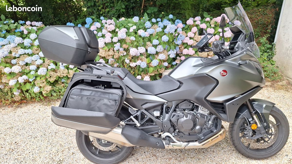 Honda nt 1100 - Motos