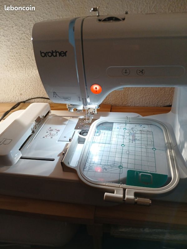 Brodeuse brother innov'is M340ED - Électroménager