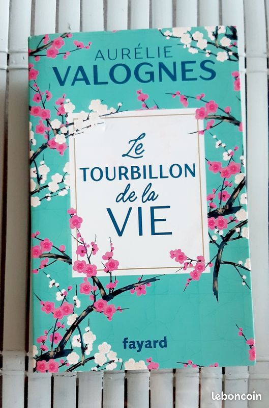 Le Tourbillon De La Vie Aurlie Valognes