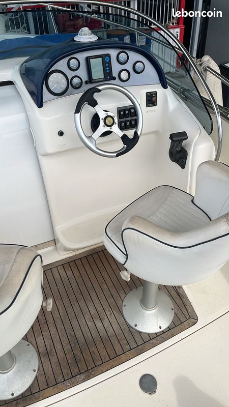 RIO 750 Day Cruiser 2004 - Nautisme