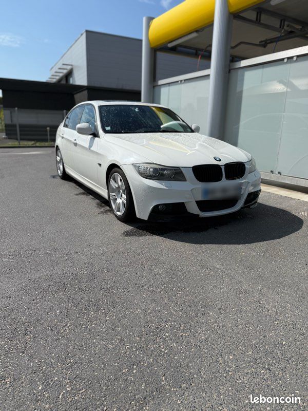 335i e90 lci pack M - Voitures