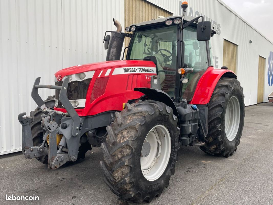 Massey Ferguson 7715 - Tracteurs