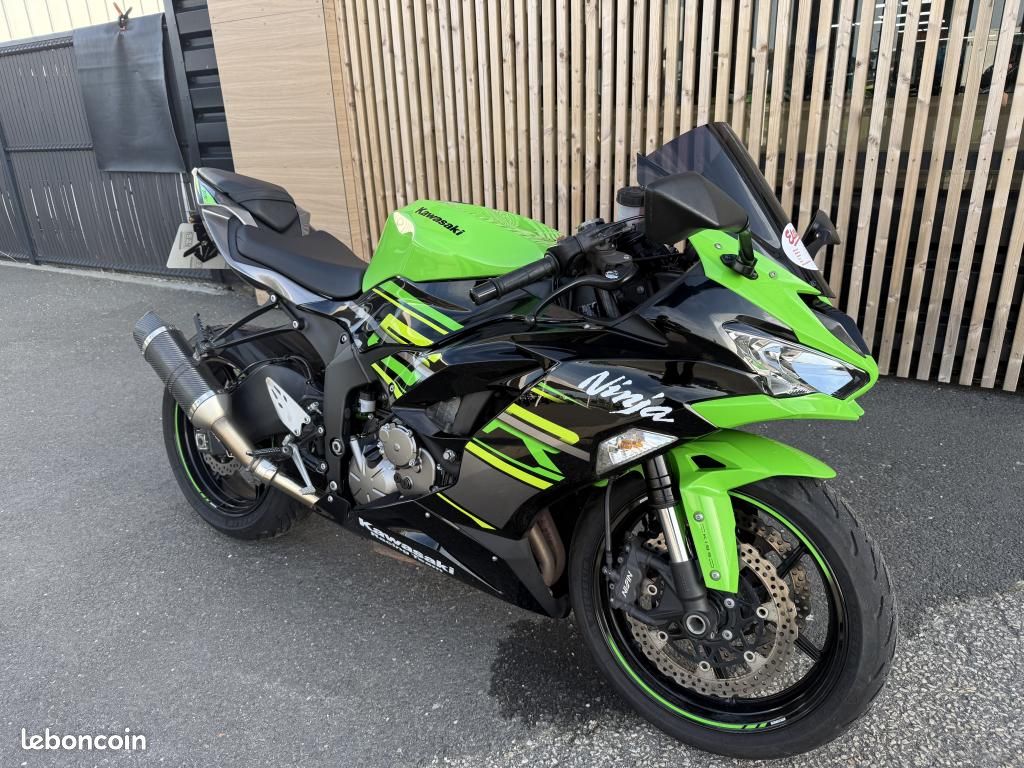 Kawasaki ZX6R 636 cm3 - Motos