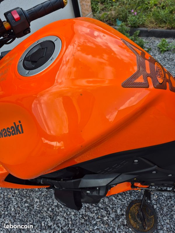 Kawasaki z750 - Motos